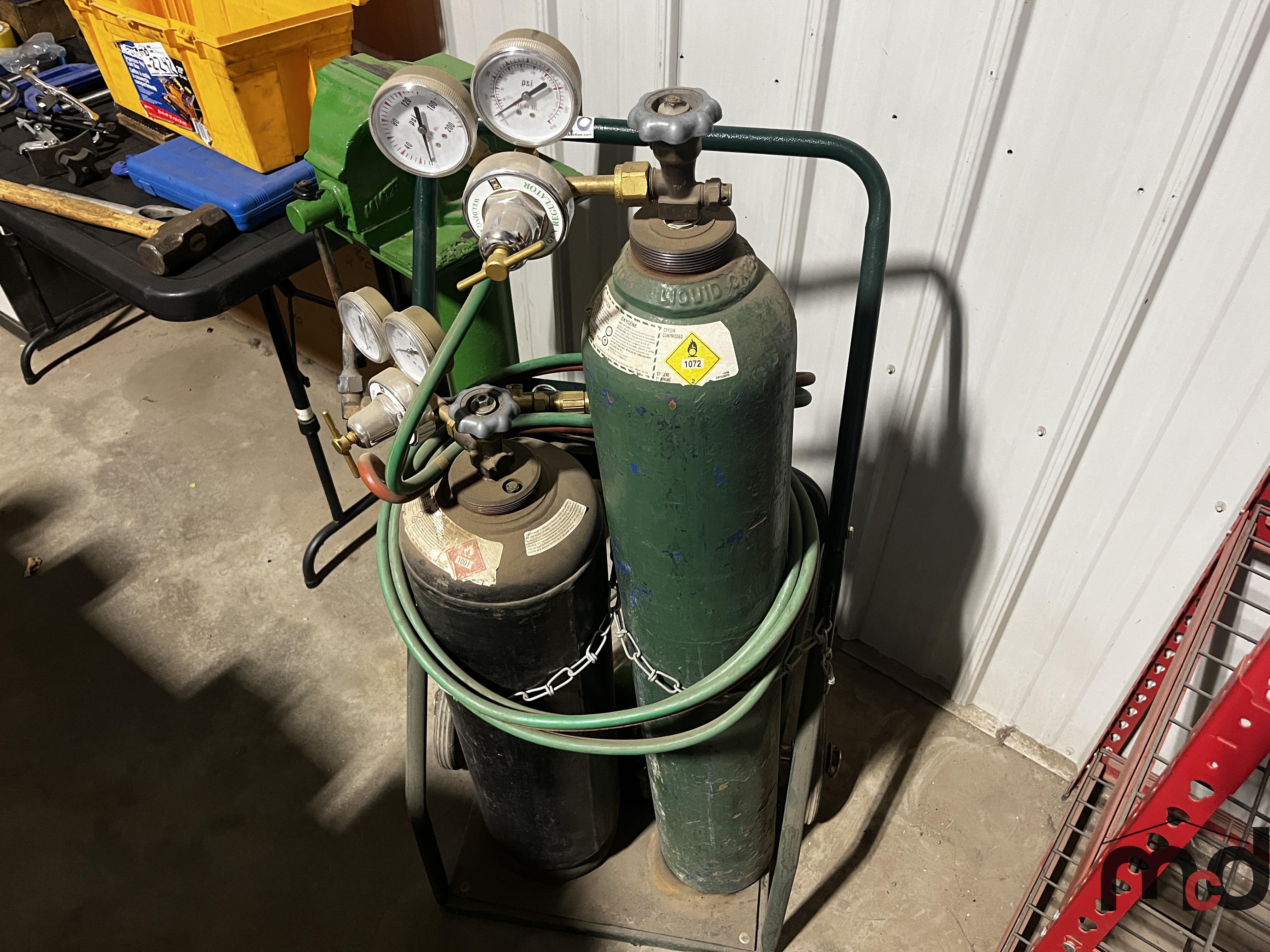 Oxy/Acetylene Cart Tanks & Torch Included
